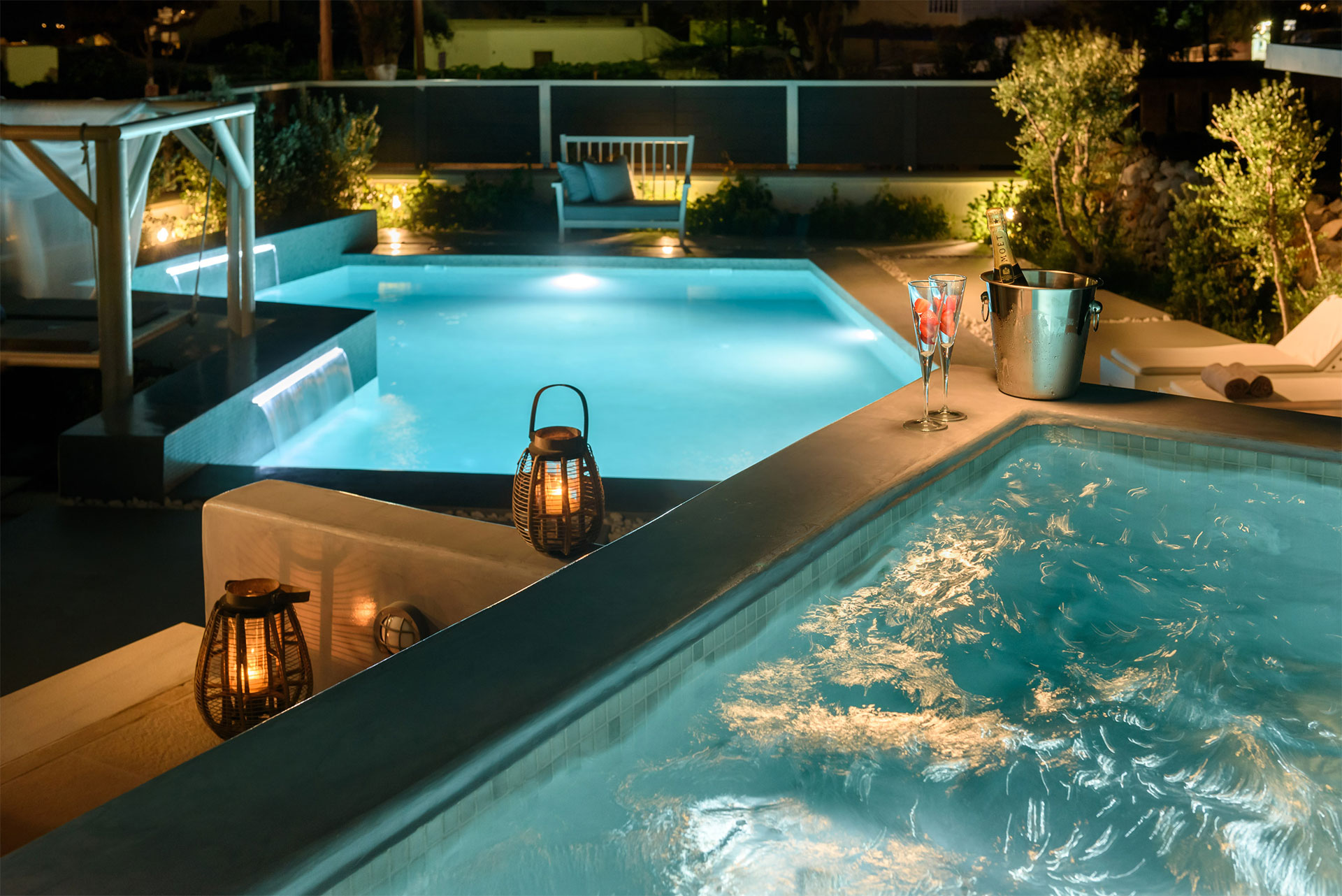 Facilities & Services | Luxury Ambeli Villa in Santorini island